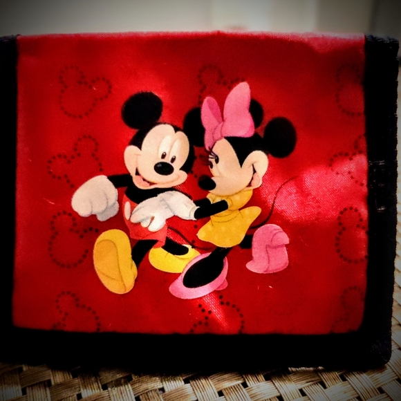 Disney | Accessories | Vintage Fold Micky And Minnie Collectors Wallet ...